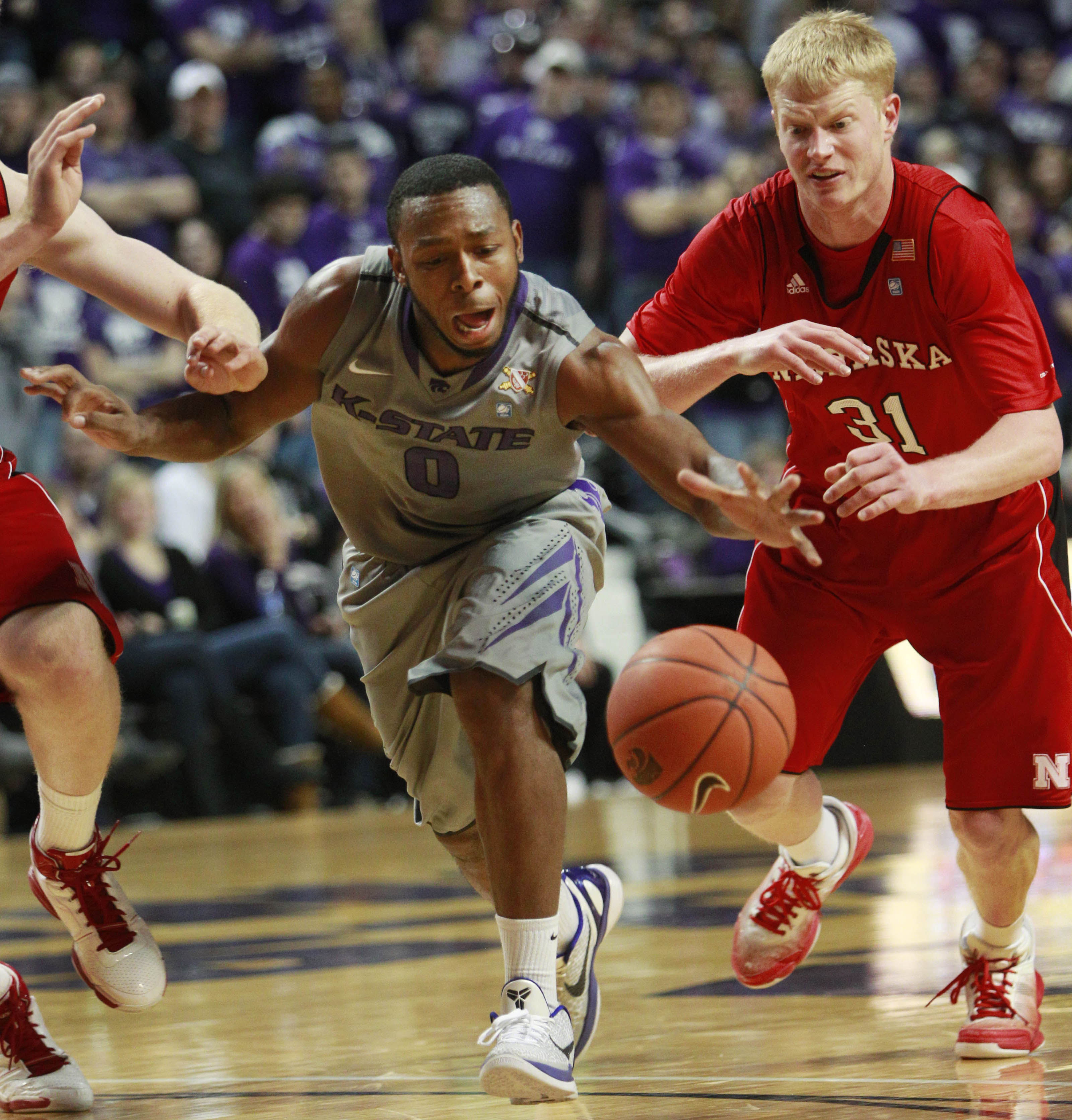 Big 12 men’s basketball roundup: K-State rolls; Mizzou falls | News ...